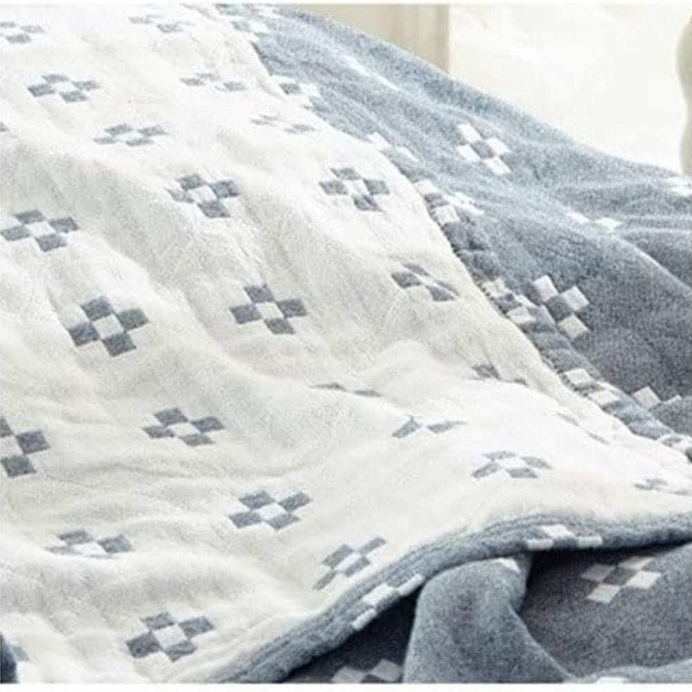 Diamond Dot Comfort Cotton Blanket – Casa & Beyond