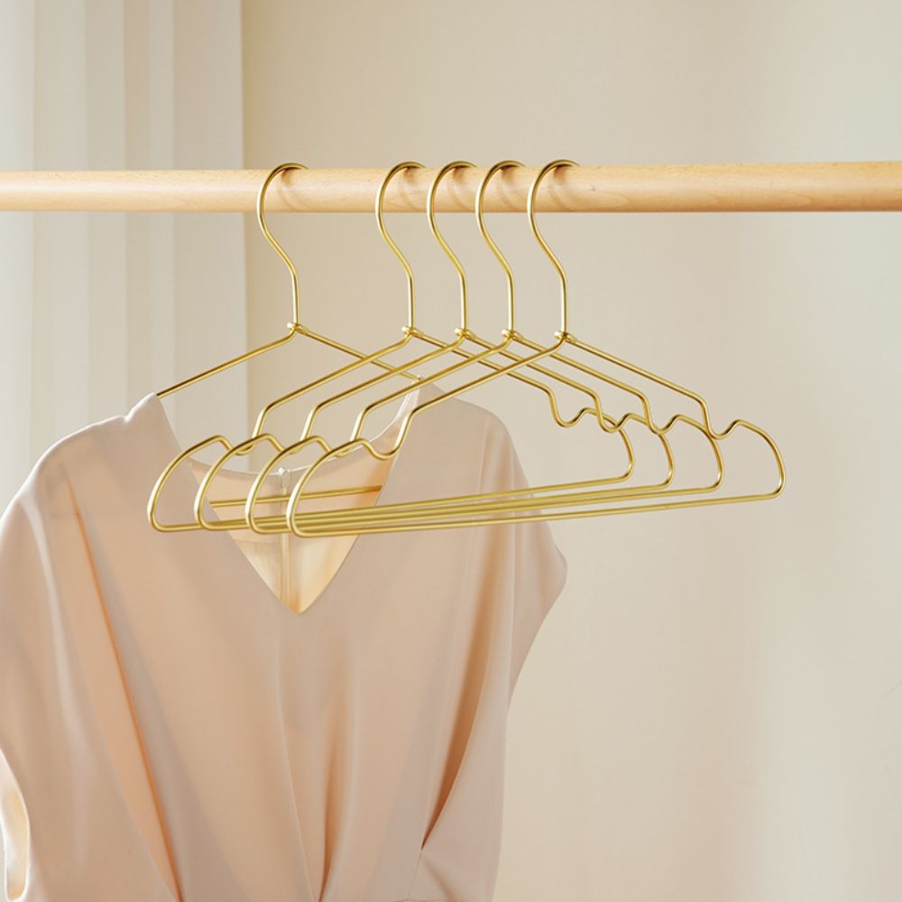 SlimLine Aluminium Clothes Hangers | 12pcs Set – Casa & Beyond